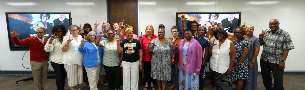 Ambassador Program Powers Up New Educators in Lancaster ISD | Rosa ...